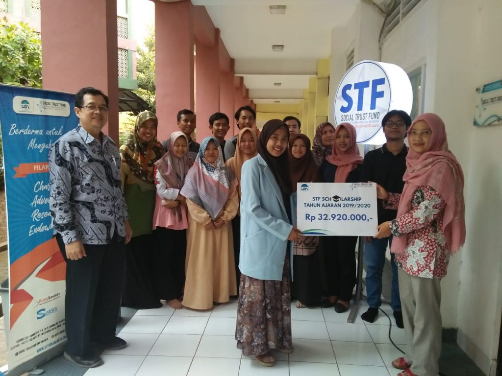 STF UIN Jakarta Tumbuhkan Asa Mahasiswa Melalui Program Beasiswa | STF UIN Jakarta